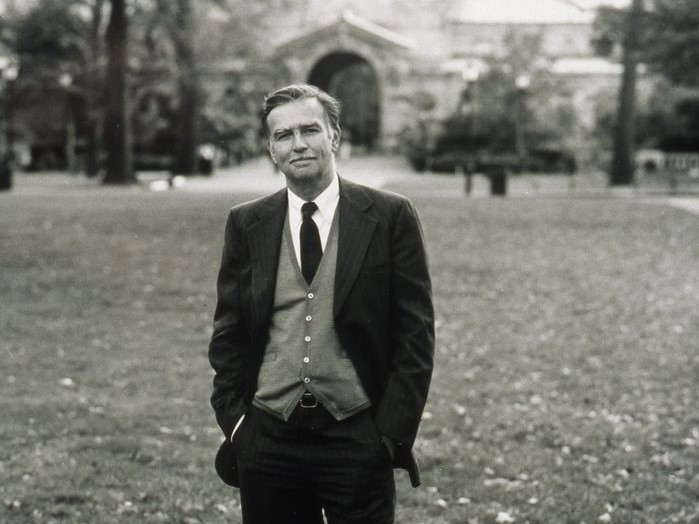 A Tribute to William G. Conway > Newsroom